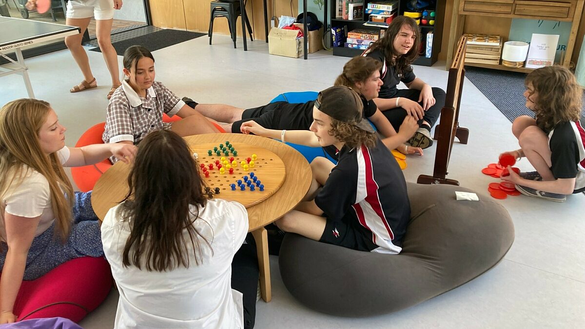 BSL volunteers bridge the digital divide | Brotherhood of St. Laurence